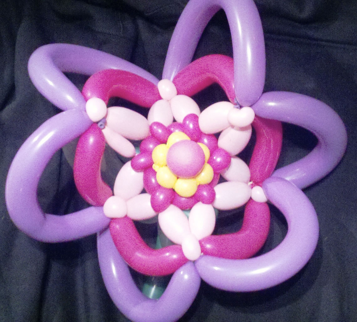 balloon art twisting 17 - All Party Art Sacramento Face Painting and Balloon Twisting